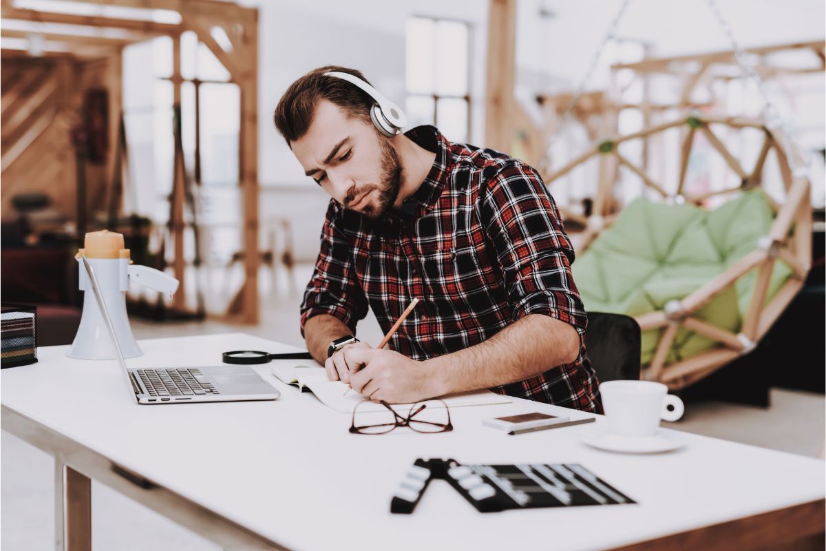 Best Podcasts To Listen To At Work