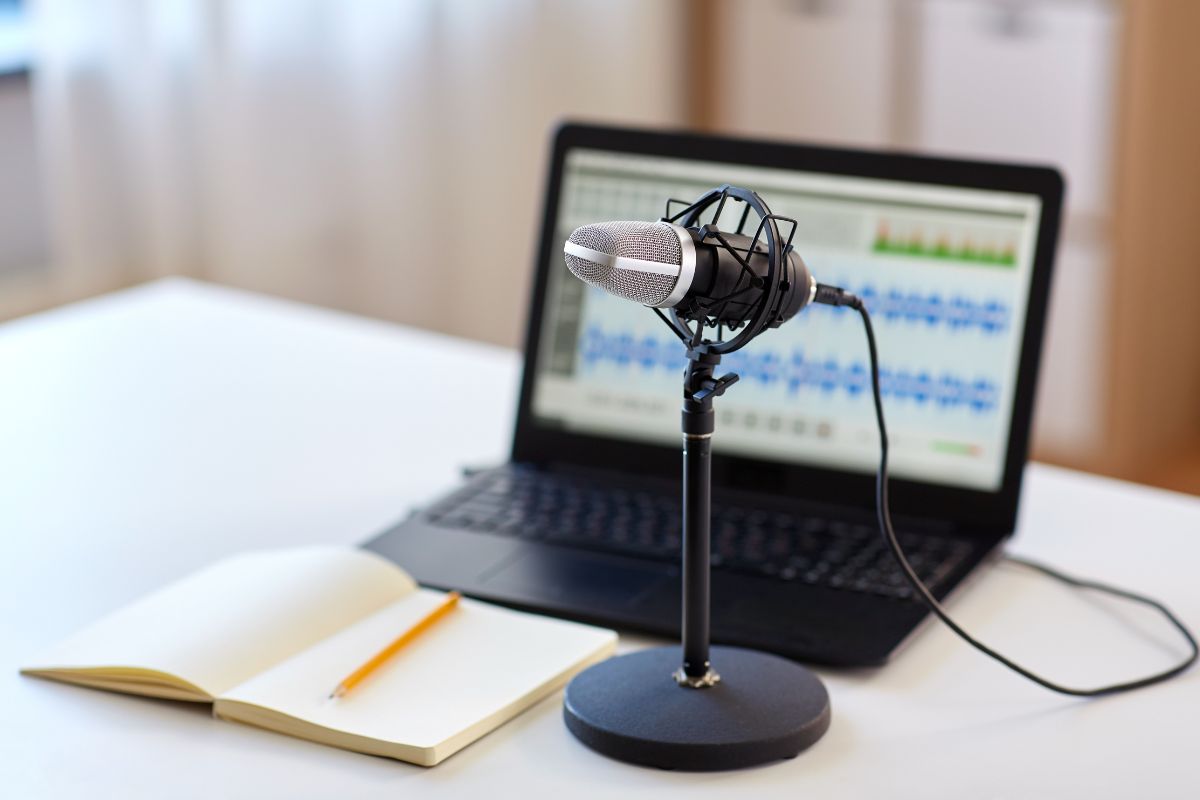 How To Land The Perfect Podcast Editor Jobs